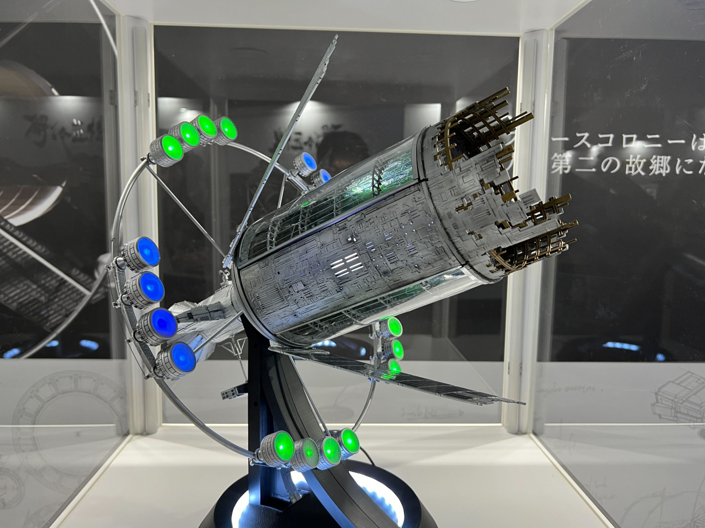 「機動戦士ガンダム」よりスペースコロニー「サイド7」が立体化【#魂ネイション2024】 - HOBBY Watch