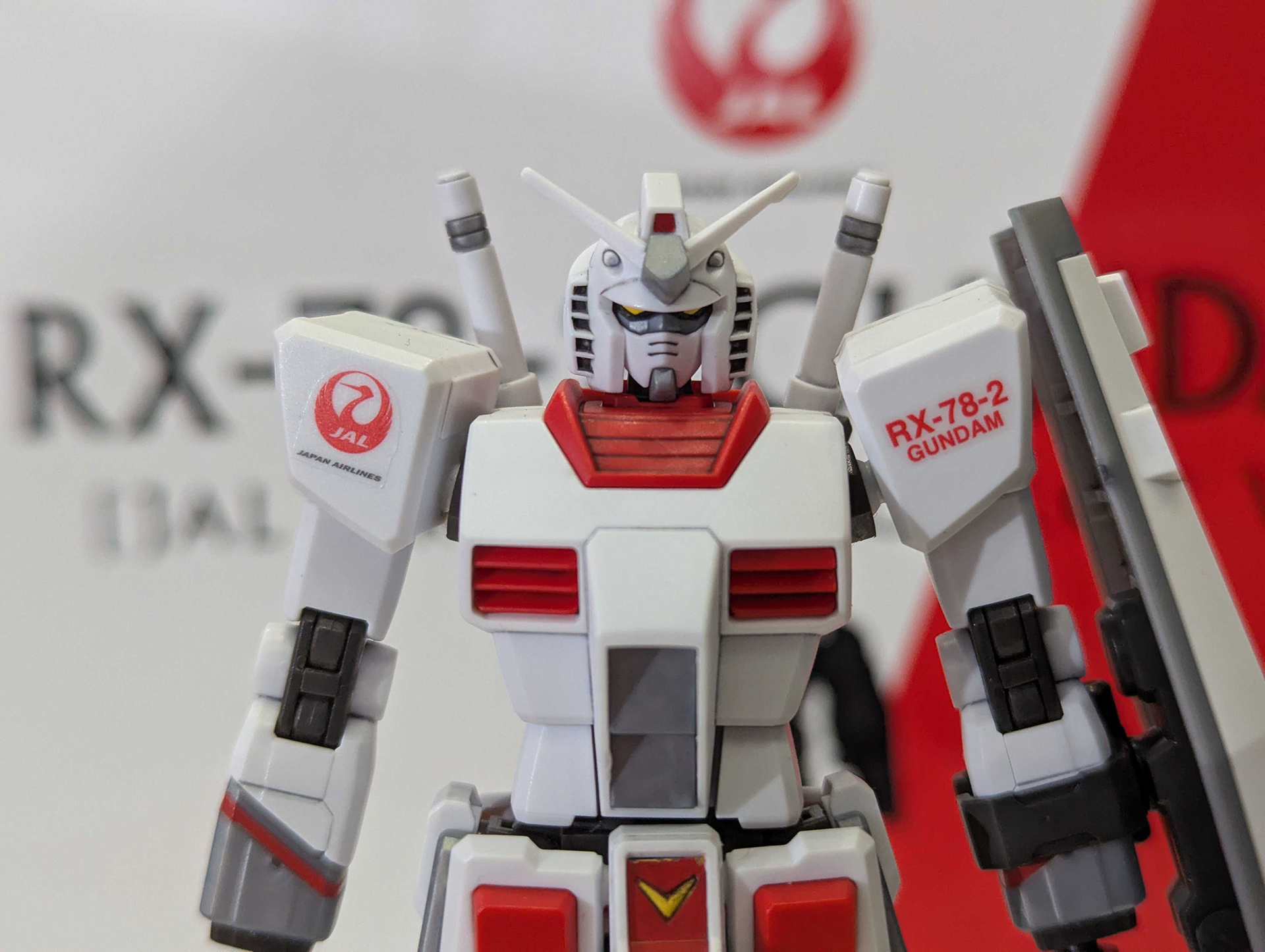「JALガンダムJET」3月3日就航！ JAL国内線搭乗で限定ガンプラ「HG 1/144 ガンダム[JALオリジナルカラー]」販売 - HOBBY Watch