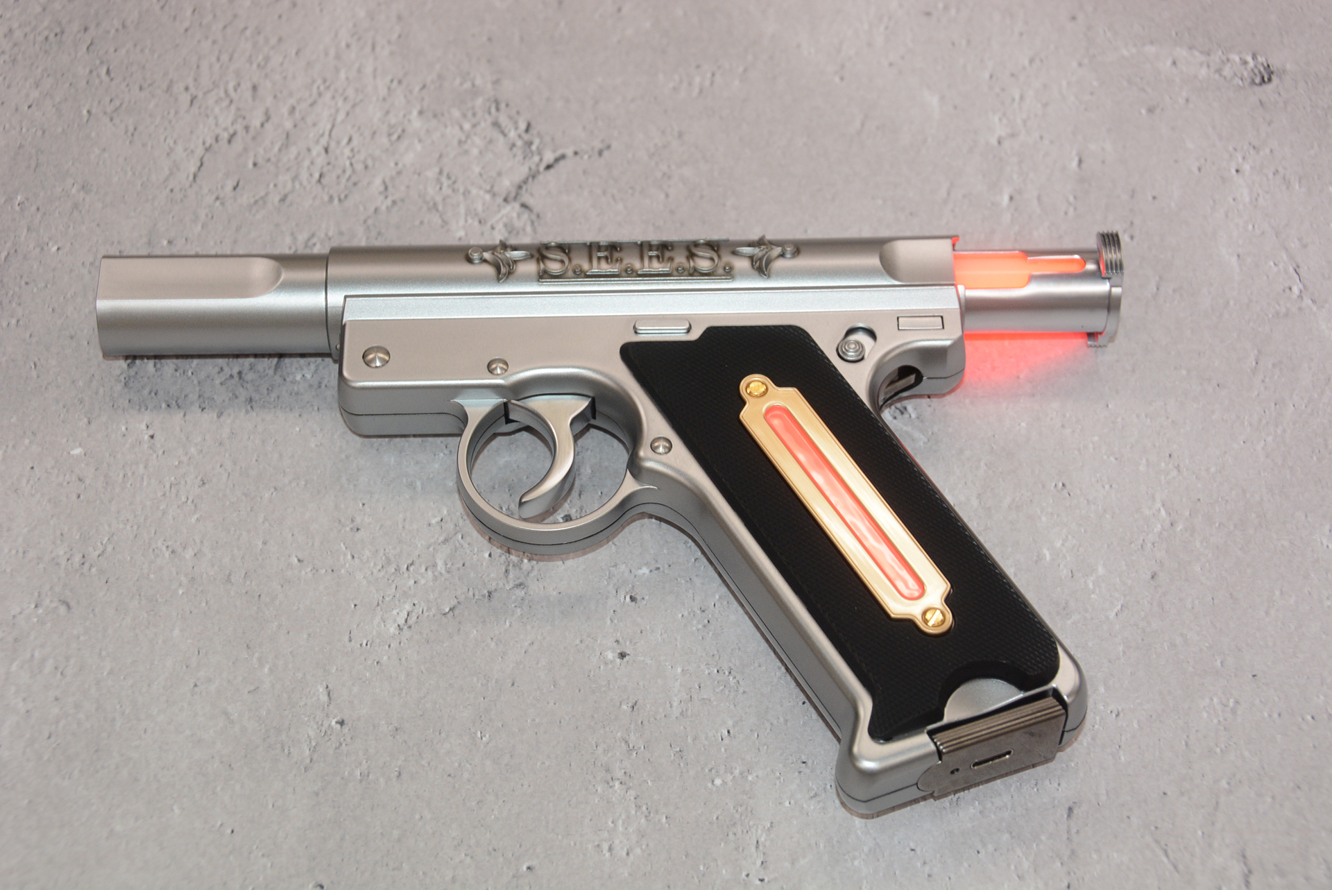 【インタビュー】Cerevo「S.E.E.S.制式召喚器」開発者インタビュー -HOBBY Watch